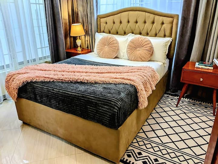 Chic And Stylish Apartment At Arikays Homes A-2 - Dar es Salam