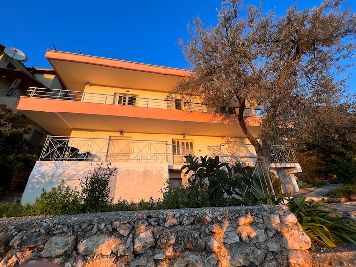 Dhërmi Beach House Charm - Dhërmi