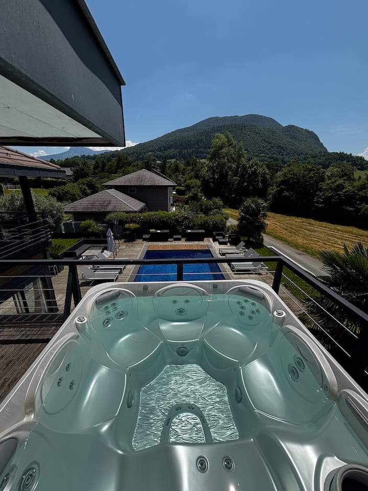 Magnifique Villa Avec Piscine Et Jacuzzi - 阿訥西