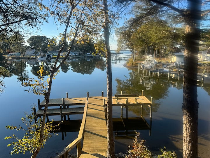 320 Water View And Access Retreat - Fiddlers Green - Deltaville, VA