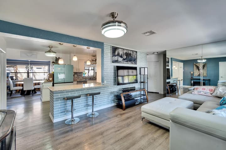 Coastal Safety Harbor Retreat - Safety Harbor, FL