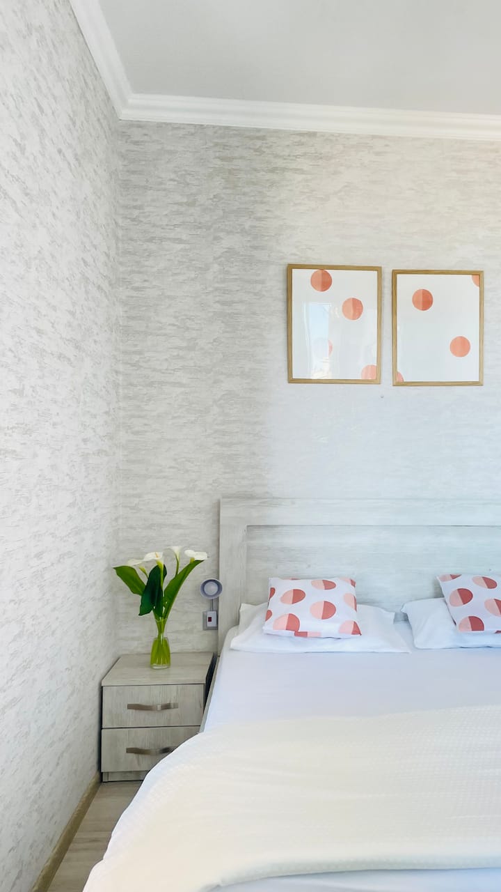 Silent Calla Apartment With Sea And Mountains View - Batumi