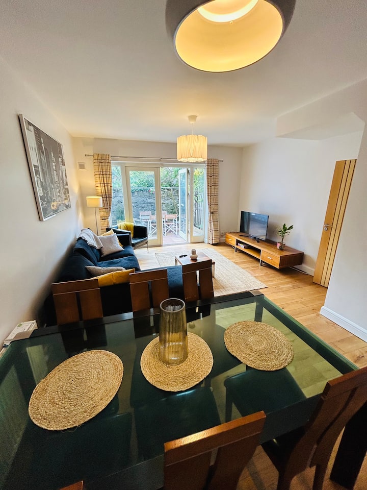 Beautiful Large House Close To City! - Dublin