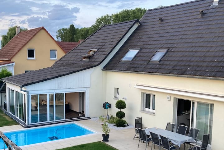 Villa Au Calme Avec Piscine - Colmar