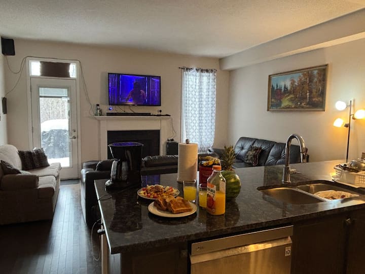 Chic Suburban Home In The Hub Of North Grenville - Kemptville