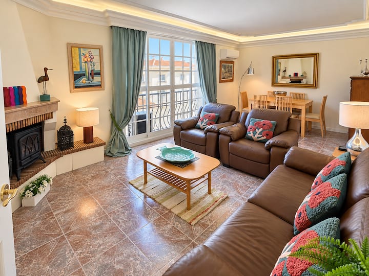 Spacious Private Home In Historic Old Town - Gibraltar