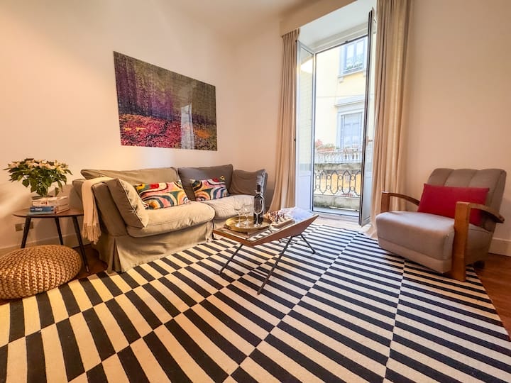 Brera Elegant Apt · Steps To Duomo & Fashion Area - Milan