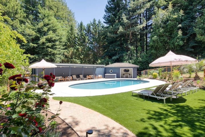 Lazy Lightning Lodge | Pool, Spa, 20 Acre Oasis - Guerneville, CA