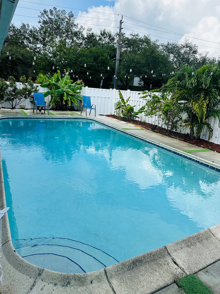 Beautiful House - With Private Pool - Sunrise, FL