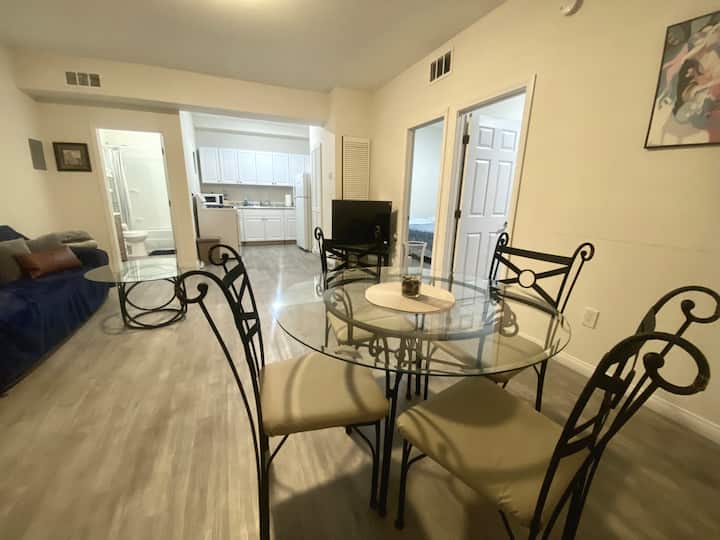 Clean Comfy Spacious Centrally Located San Diego - San Diego