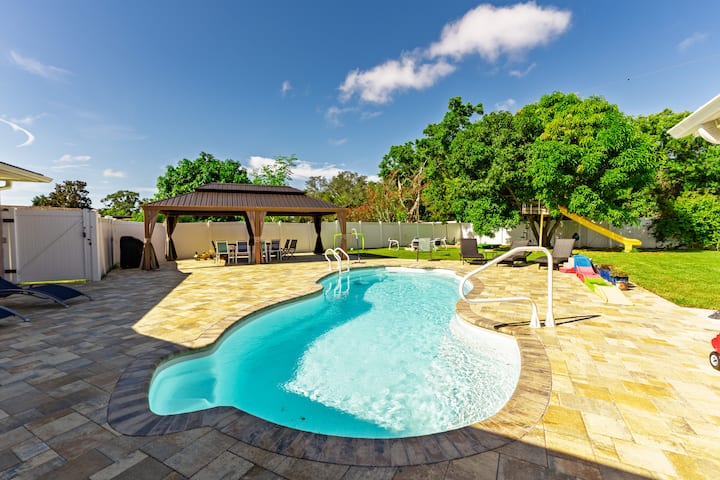 Saltwater Serenty Seminole Oasis Minutes To Beach - Lake Seminole, FL