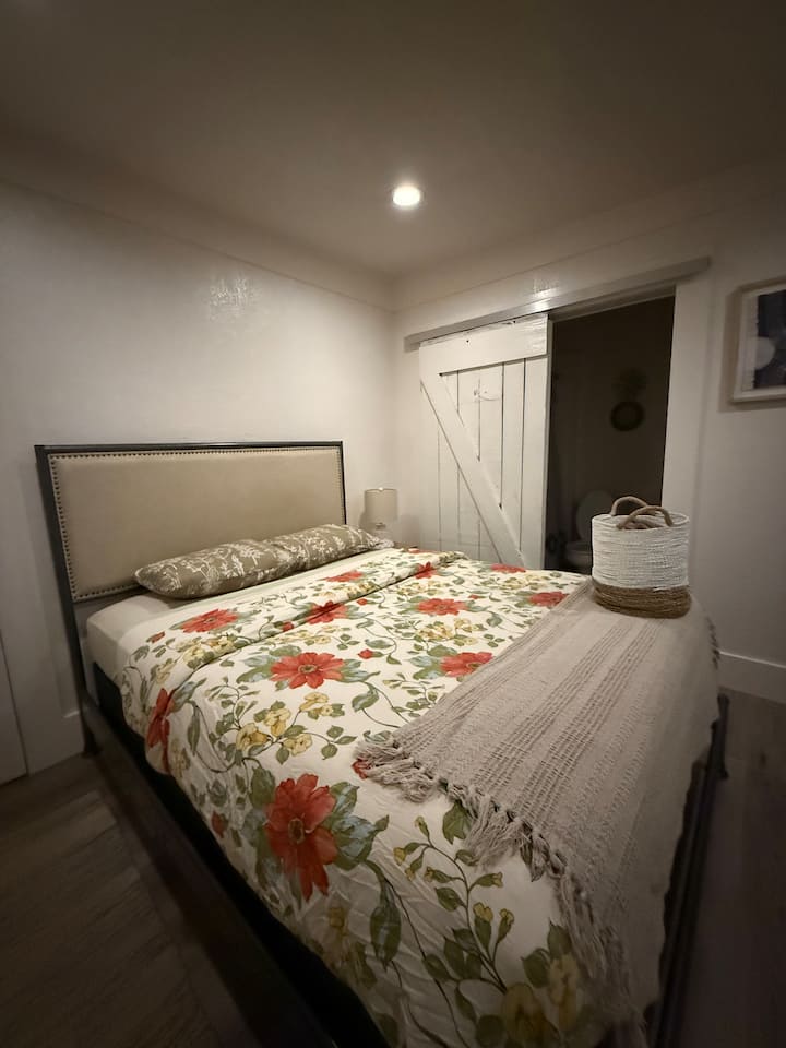 Private Room And Bath In Arcata - Arcata, CA
