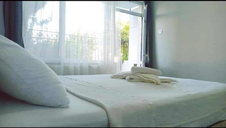 Comfortable Large  Balcony Apartment - Fatih