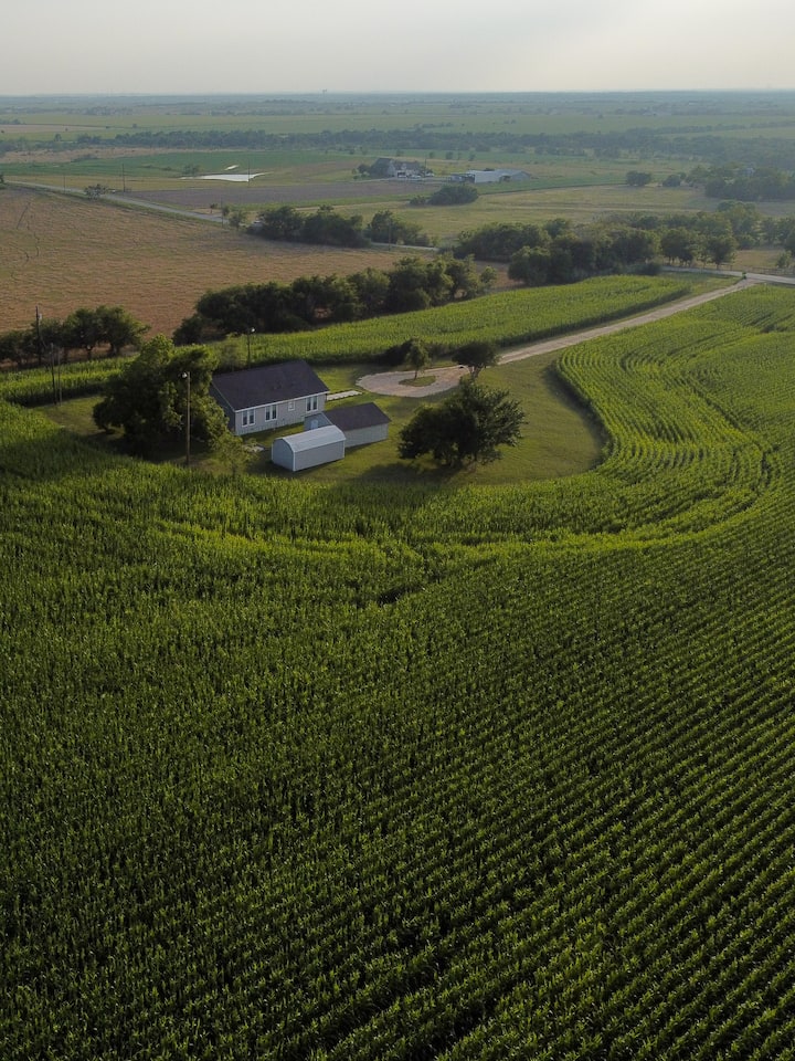 Cozy Farm: 2 Kings, 20 Min To Austin/cota/tesla - Elgin, TX