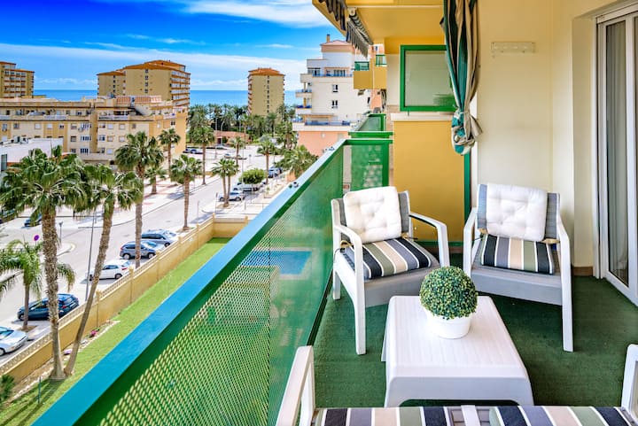 Beach, Sun & Relax · Sunny Terrace Sea & Pool View - Torre del Mar