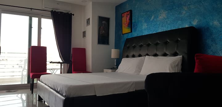 Nice Staycation, Kandi Palace, Netflix, High Floor - Angeles