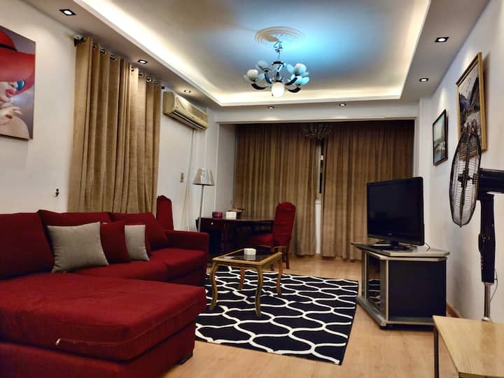 Perfect Location
Privacy 
2 Rooms
Kitchen
Gym - Cairo