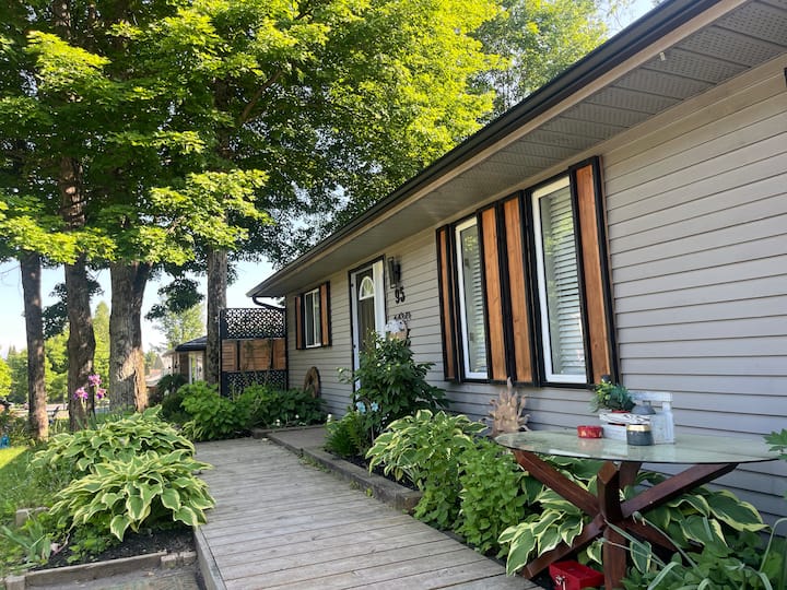 Muskoka Get Away-romance & Adventure Awaits !!! - Bracebridge