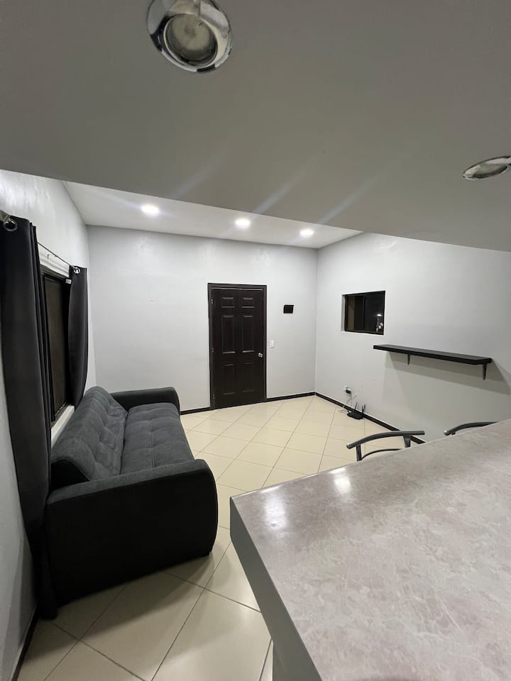 Depto. (1) A 10 Min De Playa Y Zona Centro - Ensenada