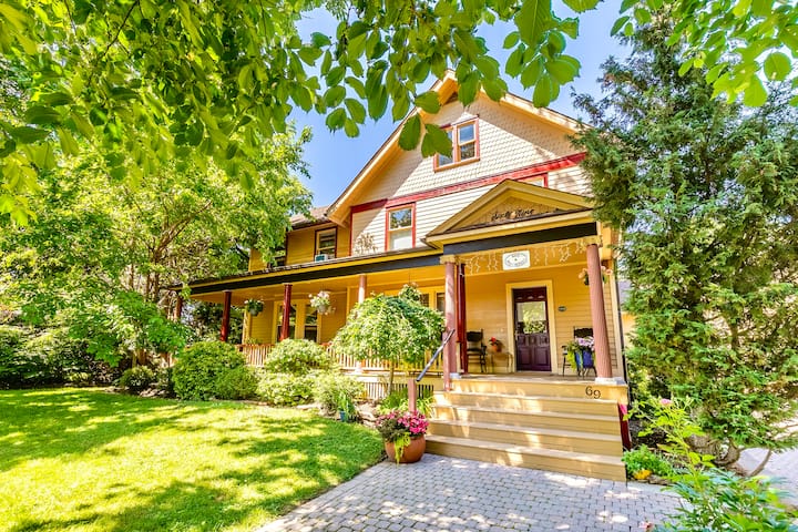 King Room, Heart Of Historic Niagara-on-the-lake - ナイアガラオンザレイク