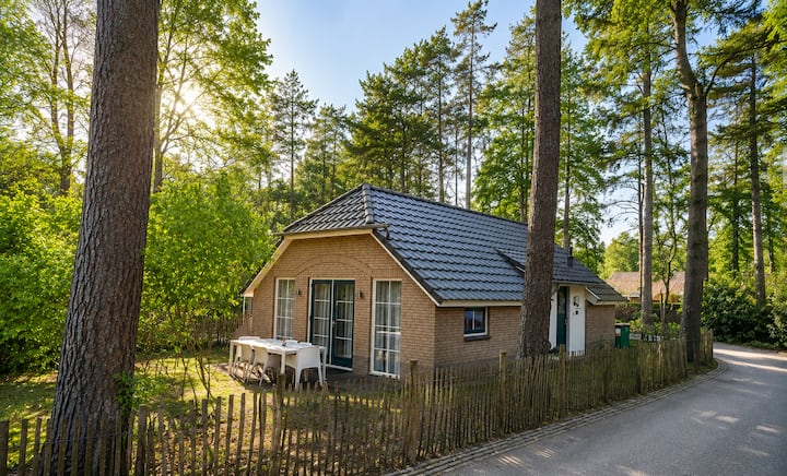 Sfeervol&knus Huisje-afgesloten Tuin-naast 'T Bos - Vendel