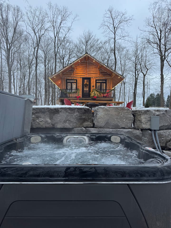 Maple Lane Luxury Cabin - Lake Erie, PA