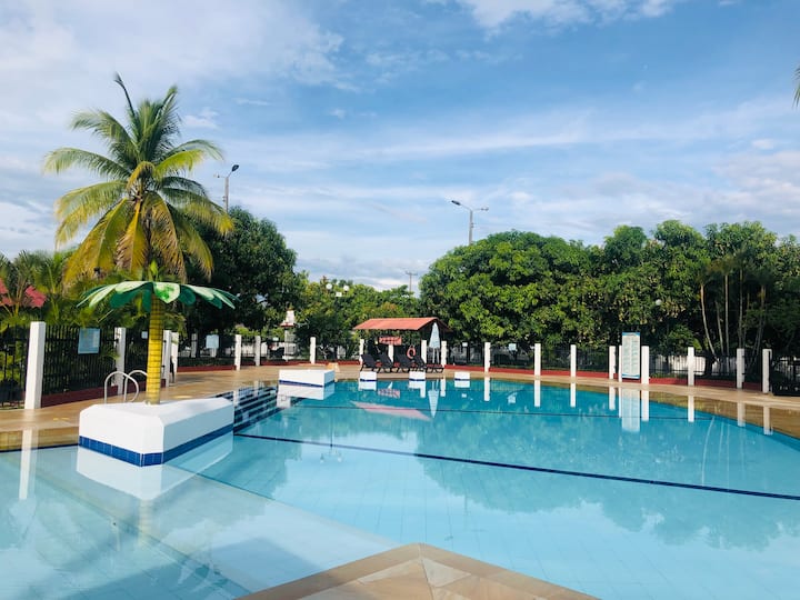 Linda Casa De Descanso - Flandes