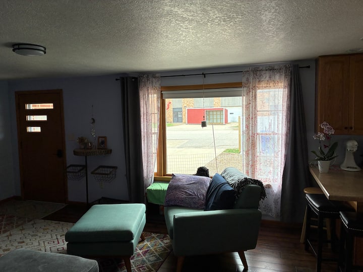 Cozy 2 Bedroom Brick Bungalow In A Lake Town. - Nashua, IA