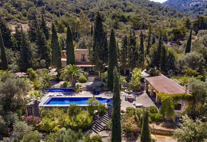 Punica Villa-a Stone Villa And Garden Of Abundance - Yalıkavak