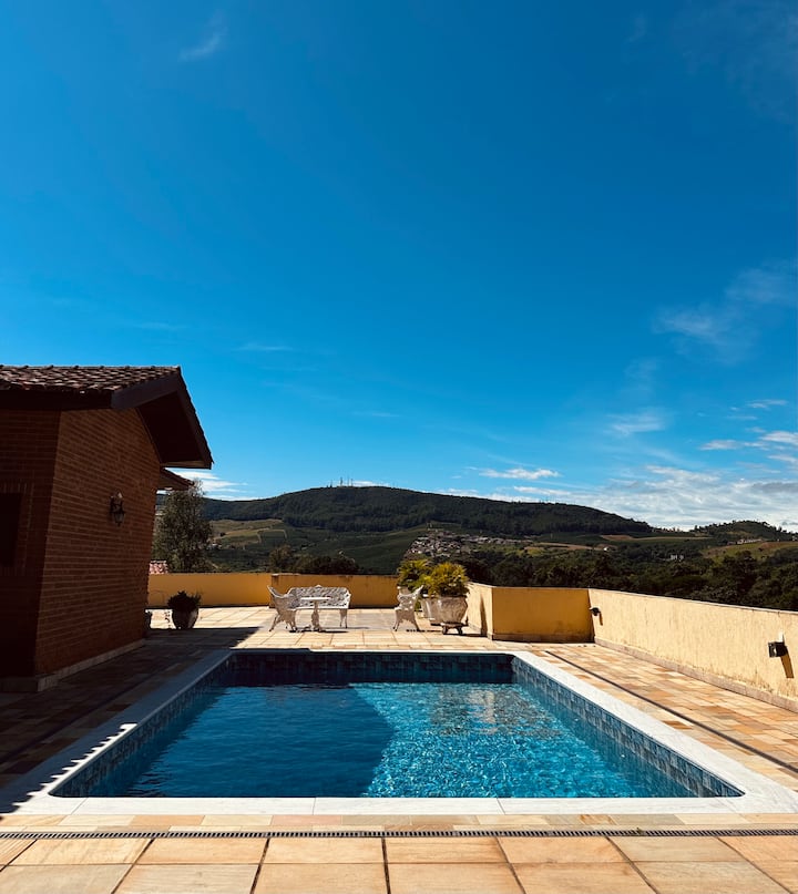 Casa Inteira Em Serra Negra/sp - Amparo