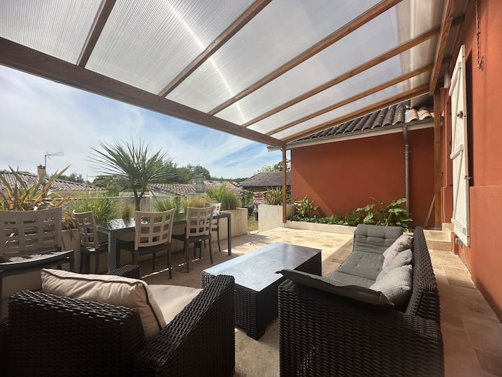 Maison Chaleureuse Au Calme Avec Option Jacuzzi - Lormont