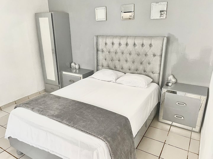 Apartamento Privado, Por Estadio Bbva Y Fundidora - Guadalupe, Mexico