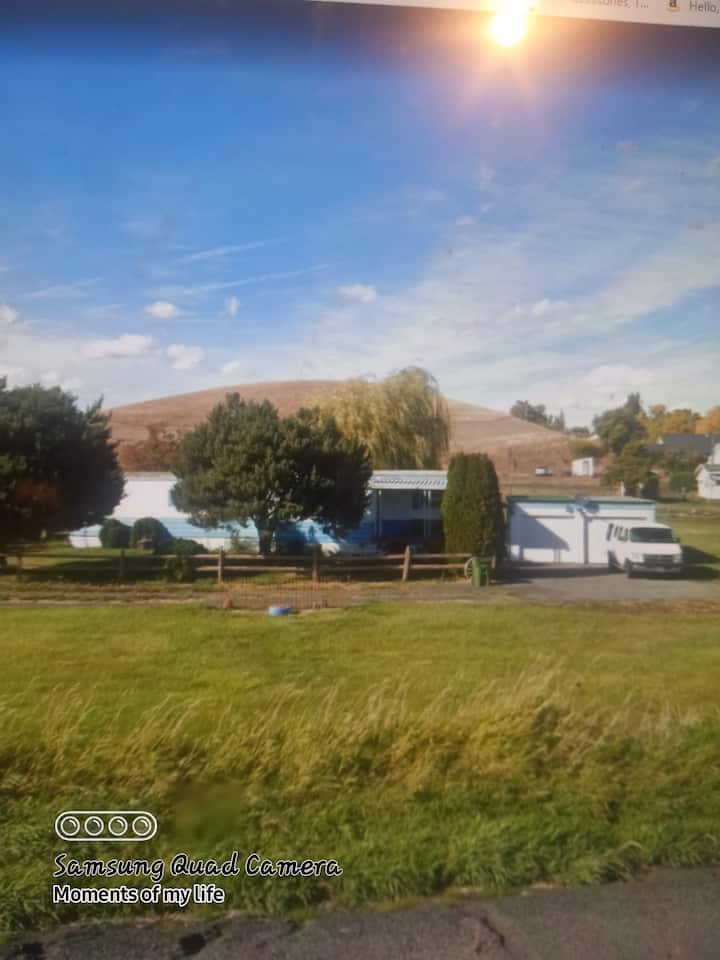 Steptoe's Butte, Quiet, Comfy, Great Location - Colfax, WA