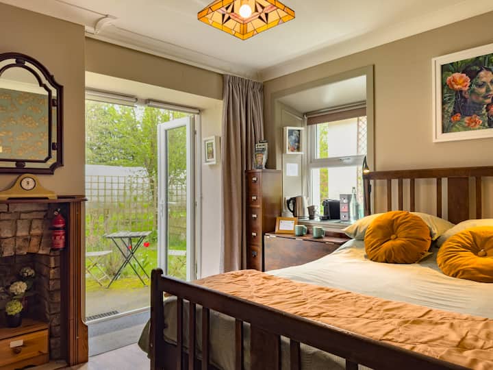 Boutique Private Ensuite  Room With Garden & Patio - Irland