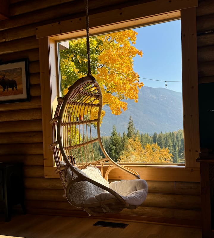 Peaceful Cabin Near Glacier. Mountains/river Views - West Glacier, MT