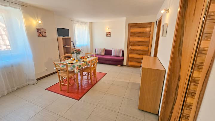 Charming Apartment In The Heart Of Old Town! - Postira