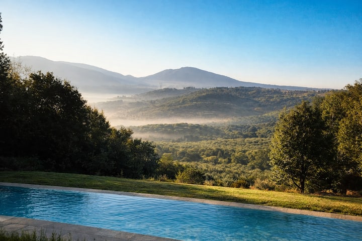 Private Tuscan Estate • 3 Homes And Pool - Italy
