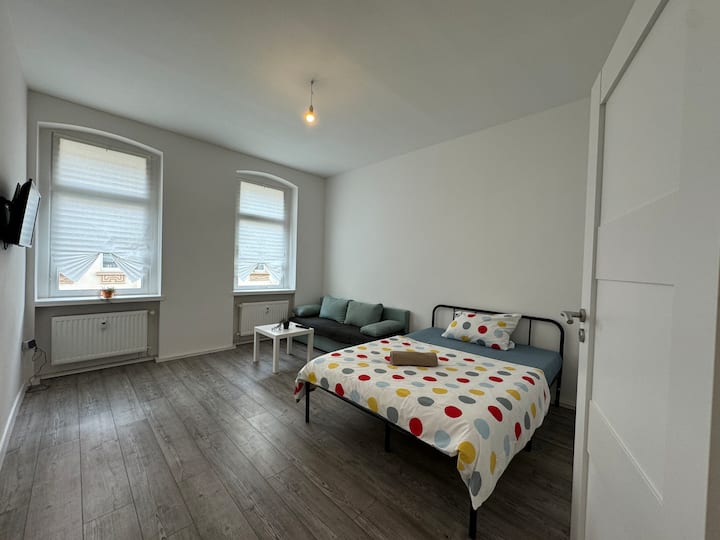New Flat For 7 ★Special Price Per Month ★ 4 Rooms - Zeitz