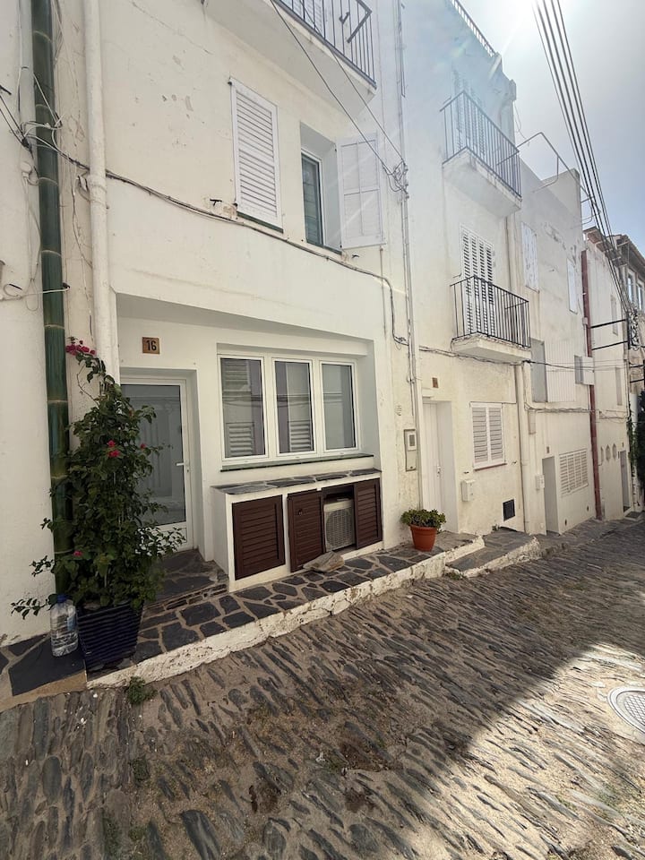 Appartement Boutique Sota Campanar à Cadaqués. - Cadaqués
