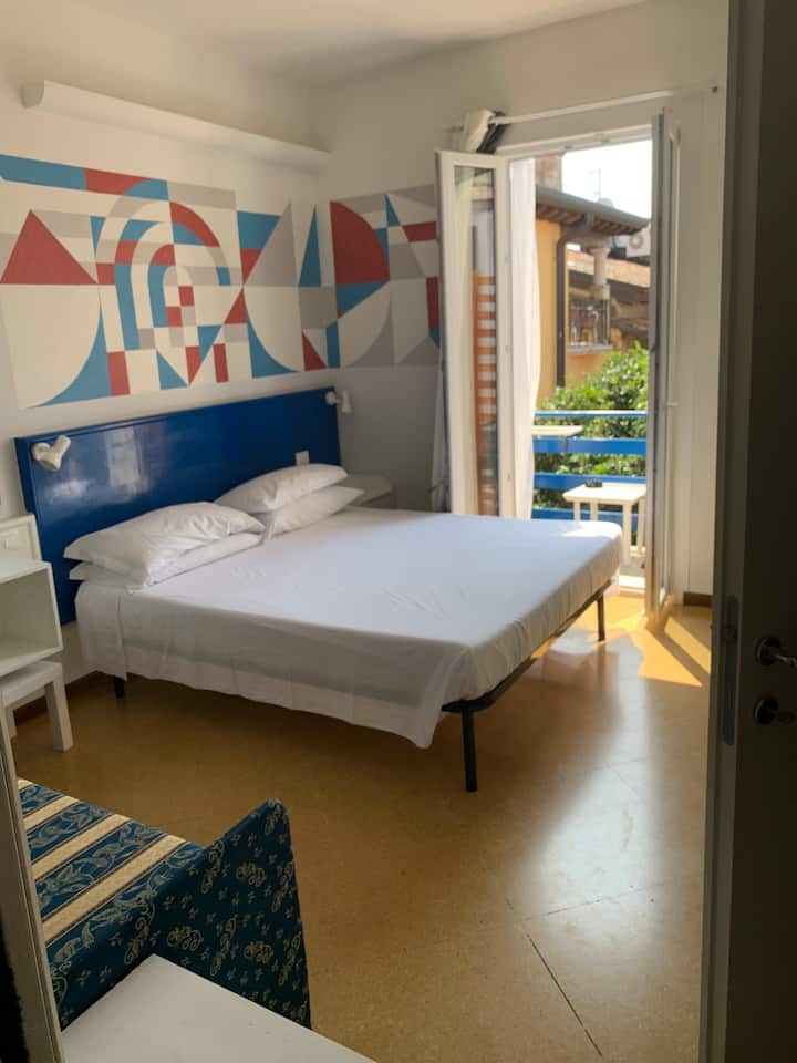 Camera Con Balconcino + Colazione Vegan - Sirmione