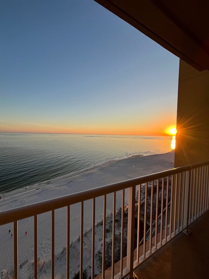 Directly On Beach-idle Time @ Escapes - Orange Beach, AL