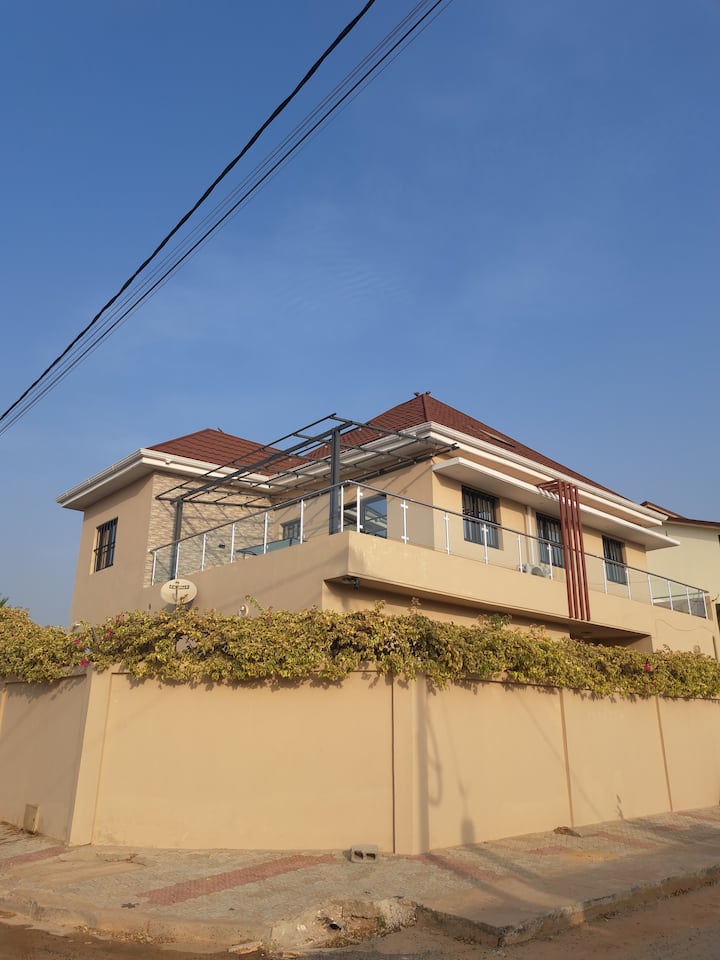 Villa Mokpokpo Wifi Gratuit Climatisée, Eau Chaude - Togo