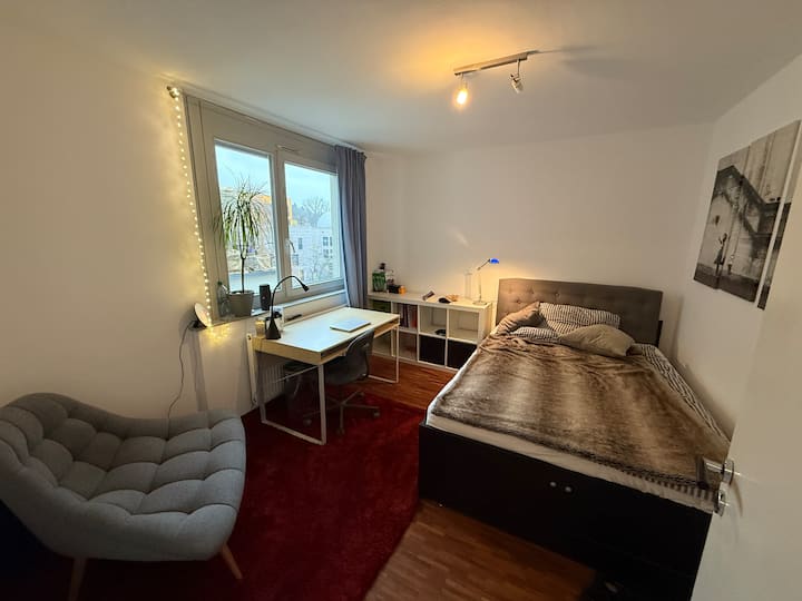 Zimmer In Netter Stadtwohnung Gemütlich Und Modern - Tübingen