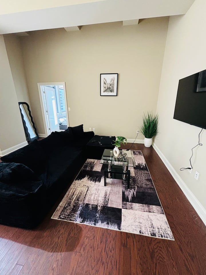 Phenomenal Amazing Clean Spacious King Suite - Baltimore, MD