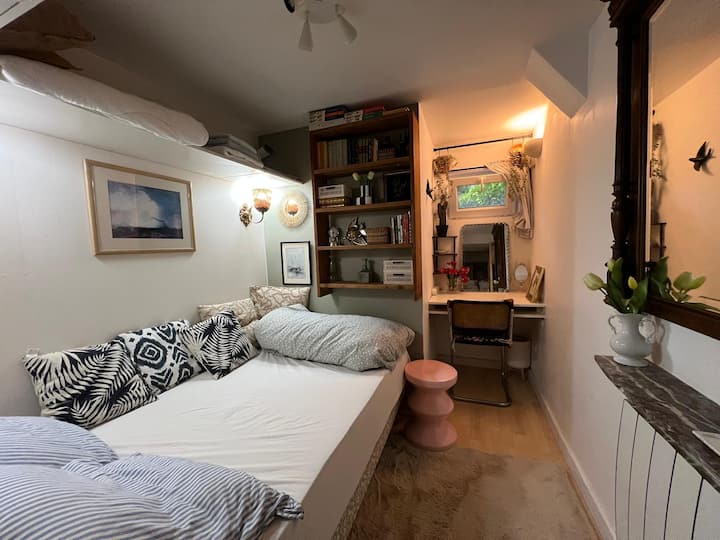 Tiny Cosy Room - Montgeron