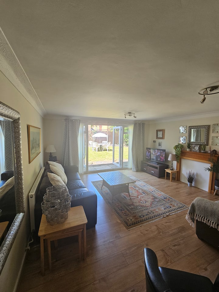 Holiday Home In Chester - University of Chester