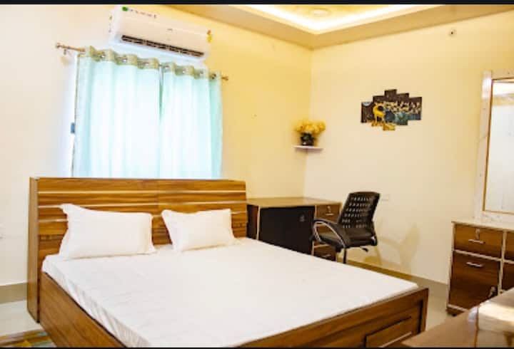 Ambassador Inn Homestay - Varanasi