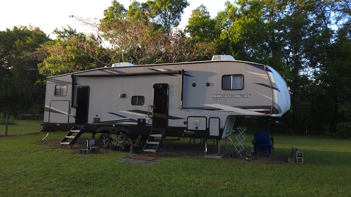 Cozy 2 Br + 1.5 Ba Rv - Close To Wec, Rivers & Fun - Ocala, FL