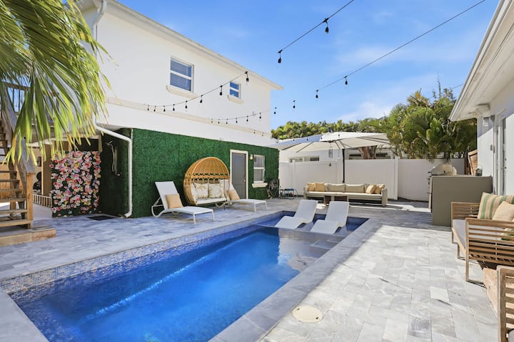 Minutes From The Beach & Ave Beach House #2 - Delray Beach, FL