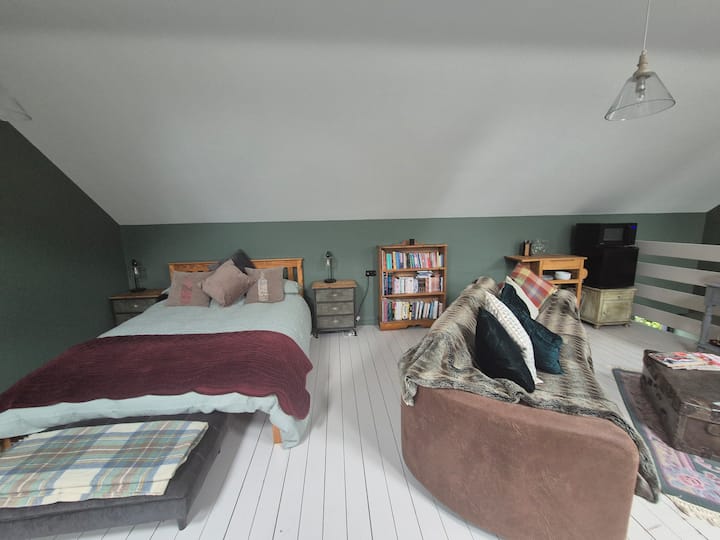Loft Apartment In The Heart Of The Peak District - Alton